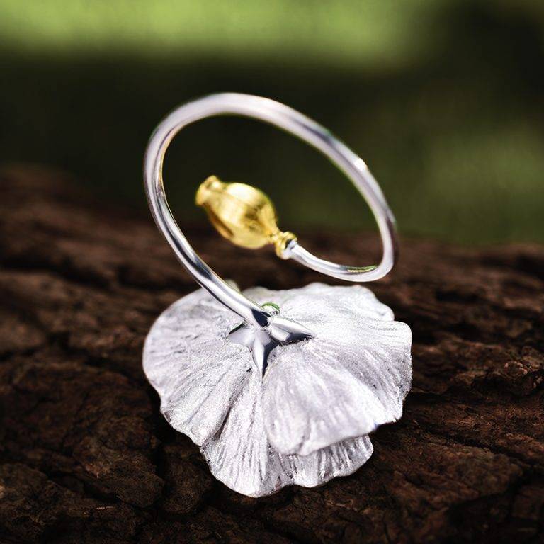 SILVER POPPIES RING - Dewdrops & Vines