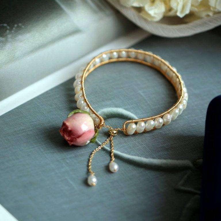 ELEGANT PEARL ROSE BANGLE - Dewdrops & Vines