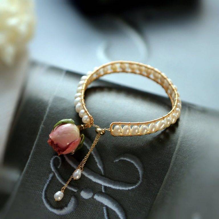 ELEGANT PEARL ROSE BANGLE - Dewdrops & Vines